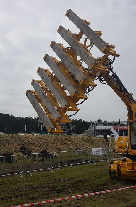 Track Panel Grabs & Rail Lifting Beams – Rail-Ability